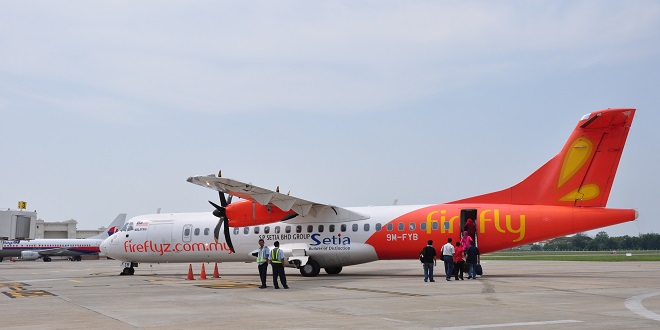 British backpackers book cheap flight, have entire plane to themselves ...